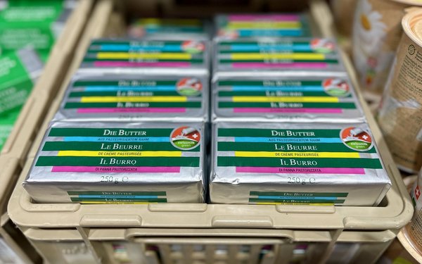 Ab 2024 nur noch Schweizer Milch mit dem Nachhaltigkeitsstandard ...