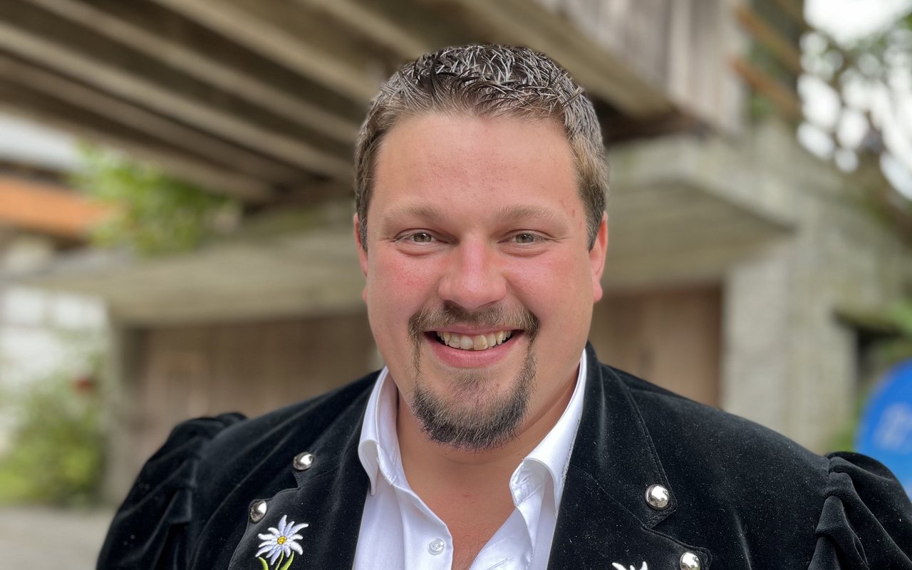 Ohne Löcher, aus Simmentaler Milch: Der neue Käse «Simmentaler Original ...